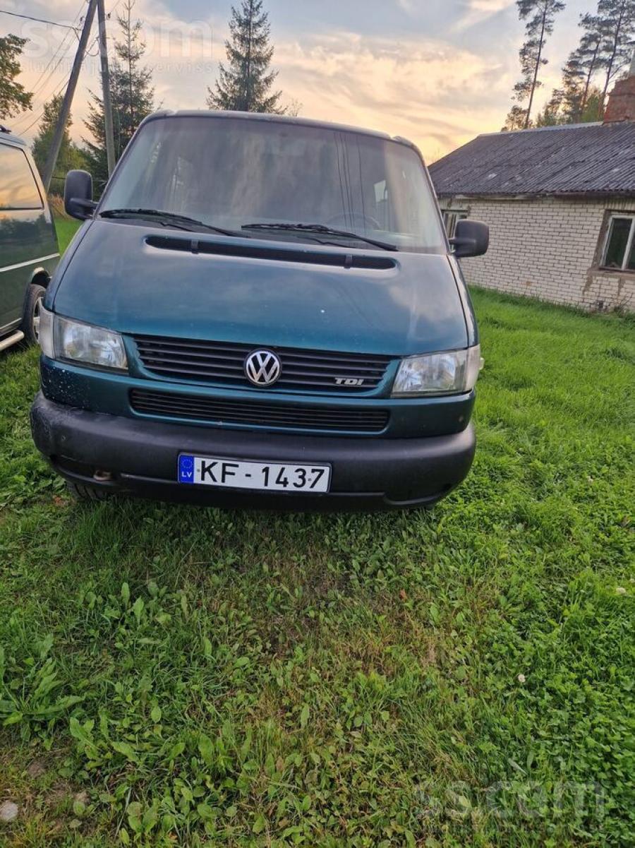 Zaļš Volkswagen T4 2000 Balvi, ar dzinēja tilpumu 2.50 L un nobraukumu 444 tūkst. km par 3000 €, foto 1 vietnē AUTOMOTO.COM.LV