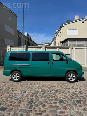 Zaļš Volkswagen T4 2001 Liepāja, ar dzinēja tilpumu 2.50 L un nobraukumu 300 tūkst. km par 5250 €, foto 2 vietnē AUTOMOTO.COM.LV