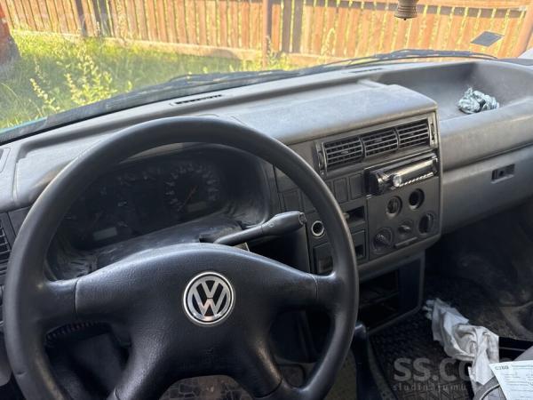 Zaļš Volkswagen T4 2002 Kuldīga, ar dzinēja tilpumu 2.50 L un nobraukumu 668 tūkst. km par 1250 €, foto 6 vietnē AUTOMOTO.COM.LV