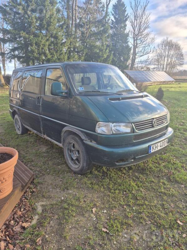 Green Volkswagen T4 1997 in Ventspils, with an engine capacity of 2.50 L and mileage of 425 thousand km for 1000 €, photo 1 on AUTOMOTO.COM.LV