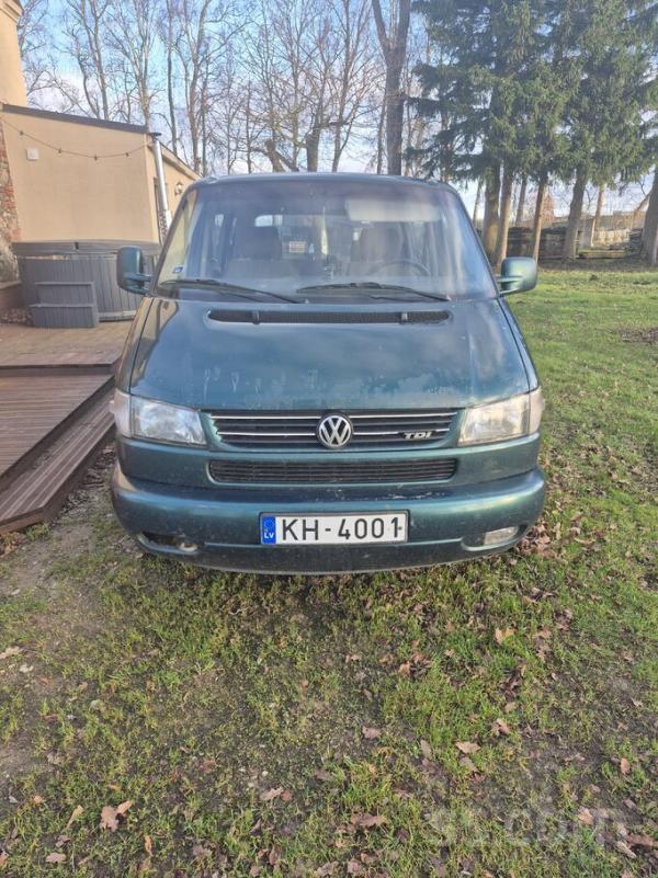 Green Volkswagen T4 1997 in Ventspils, with an engine capacity of 2.50 L and mileage of 425 thousand km for 1000 €, photo 2 on AUTOMOTO.COM.LV