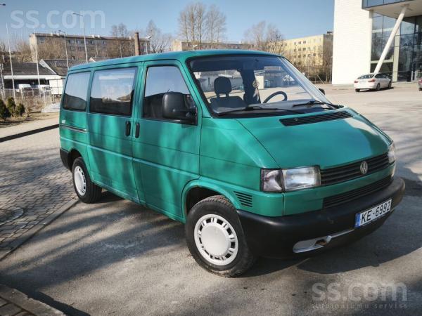 Zaļš Volkswagen T4 1997 Rēzekne, ar dzinēja tilpumu 2.40 L un nobraukumu 333 tūkst. km par 2900 €, foto 1 vietnē AUTOMOTO.COM.LV