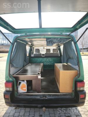 Zaļš Volkswagen T4 1997 Rēzekne, ar dzinēja tilpumu 2.40 L un nobraukumu 333 tūkst. km par 2900 €, foto 4 vietnē AUTOMOTO.COM.LV
