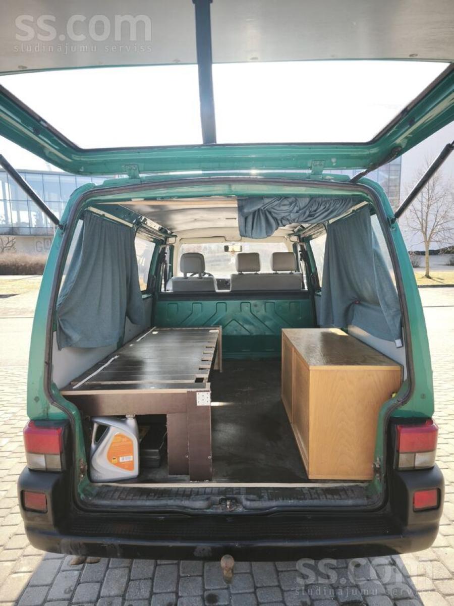 Zaļš Volkswagen T4 1997 Rēzekne, ar dzinēja tilpumu 2.40 L un nobraukumu 333 tūkst. km par 2900 €, foto 4 vietnē AUTOMOTO.COM.LV