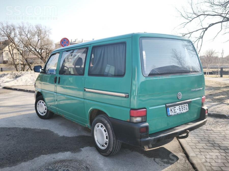 Zaļš Volkswagen T4 1997 Rēzekne, ar dzinēja tilpumu 2.40 L un nobraukumu 333 tūkst. km par 2900 €, foto 8 vietnē AUTOMOTO.COM.LV