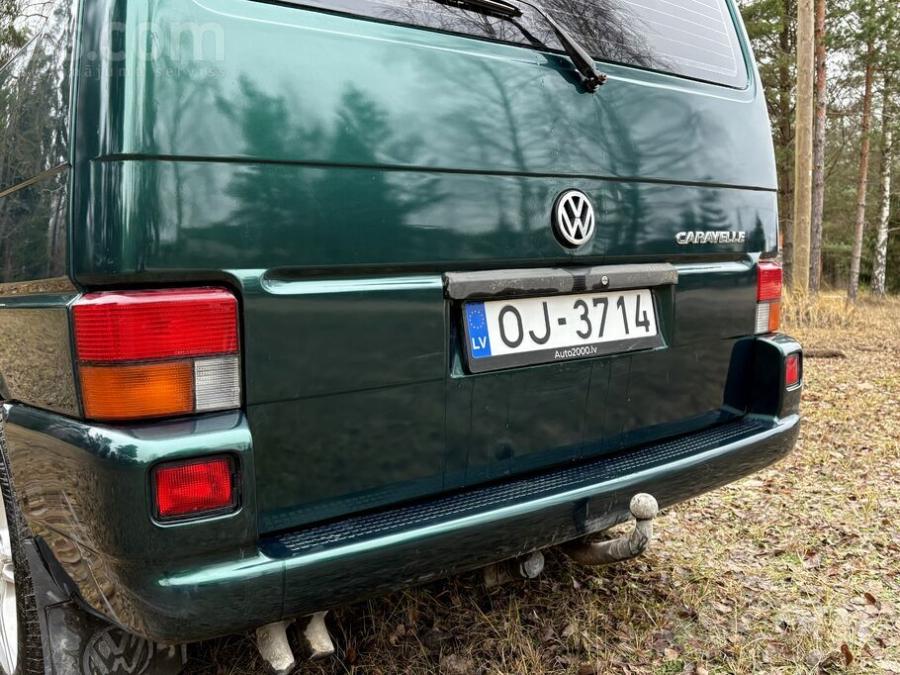 Green Volkswagen T4 2003 in Tukums, with an engine capacity of 2.50 L and mileage of 299 thousand km for 6300 €, photo 3 on AUTOMOTO.COM.LV