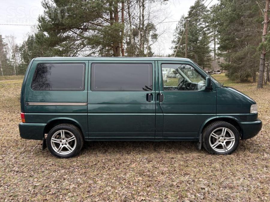 Green Volkswagen T4 2003 in Tukums, with an engine capacity of 2.50 L and mileage of 299 thousand km for 6300 €, photo 5 on AUTOMOTO.COM.LV