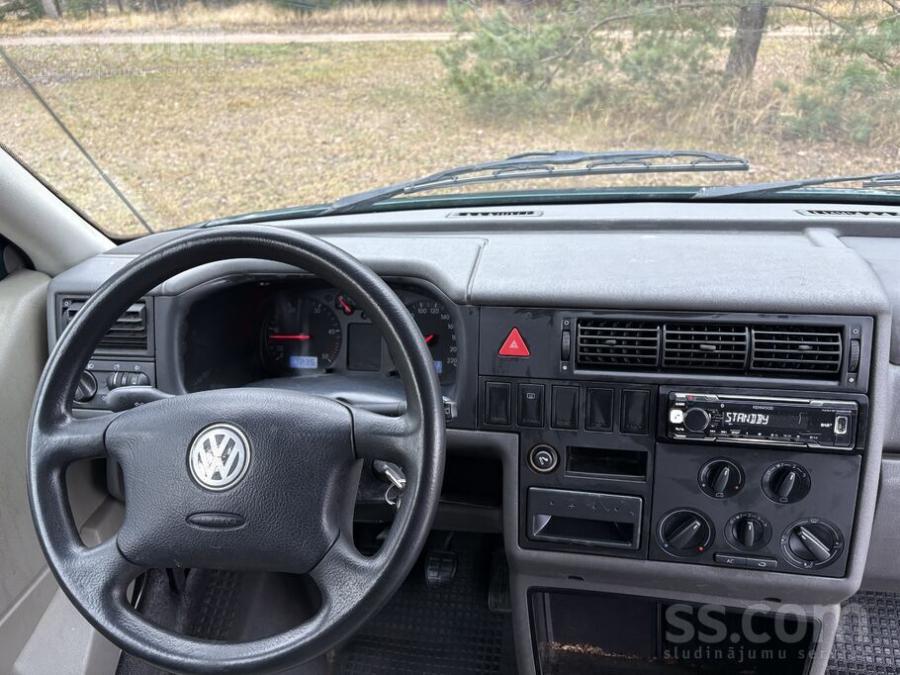 Green Volkswagen T4 2003 in Tukums, with an engine capacity of 2.50 L and mileage of 299 thousand km for 6300 €, photo 28 on AUTOMOTO.COM.LV