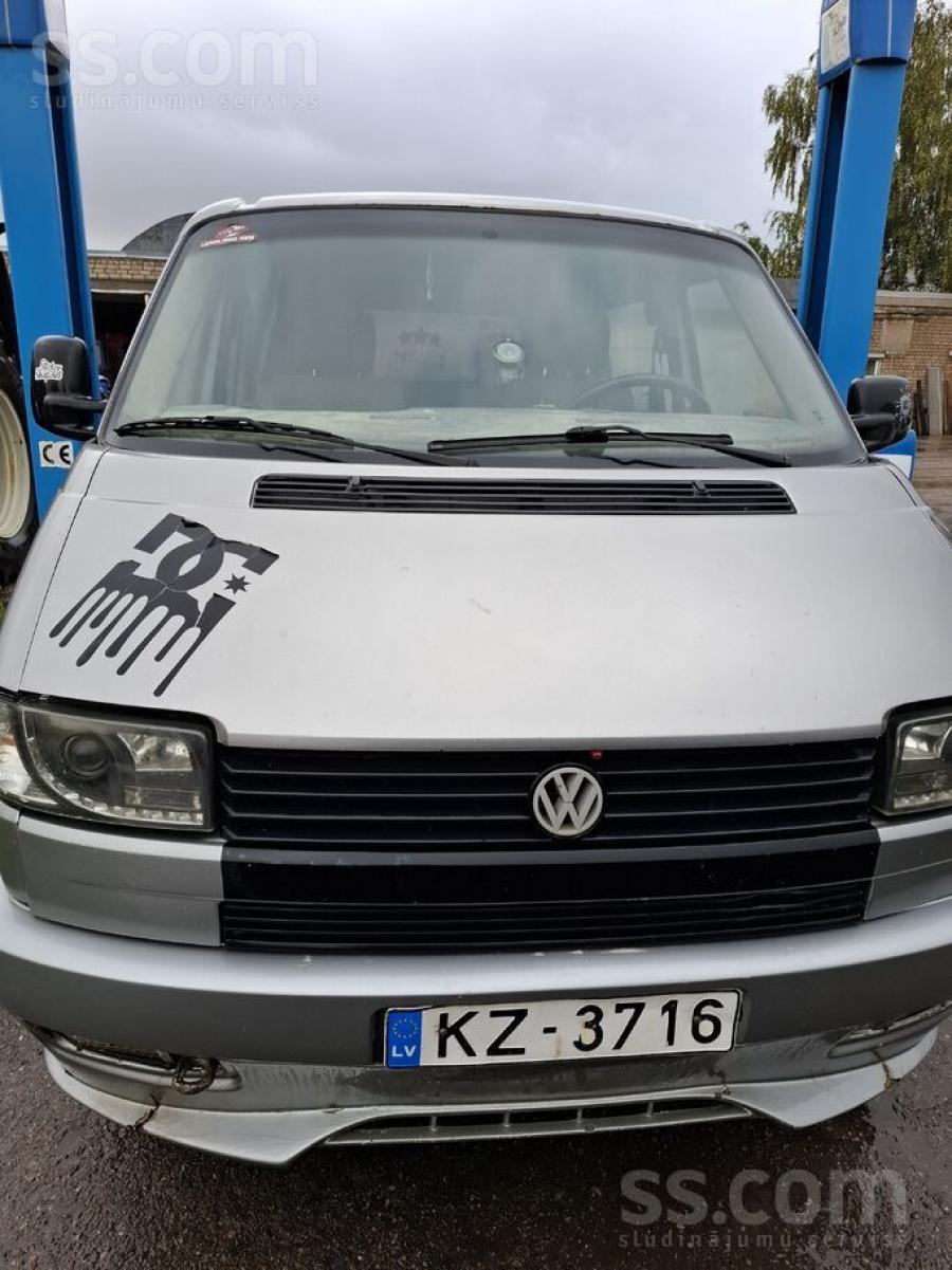 Pelēks Volkswagen T4 1994 Saldus, ar dzinēja tilpumu 2.40 L un nobraukumu 500 tūkst. km par 850 €, foto 1 vietnē AUTOMOTO.COM.LV