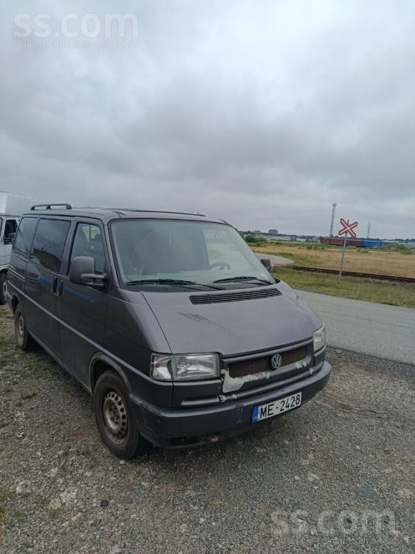 Grey Volkswagen T4 1995 in Riga, with an engine capacity of 1.90 L and mileage of 521 thousand km for 1950 €, photo 2 on AUTOMOTO.COM.LV