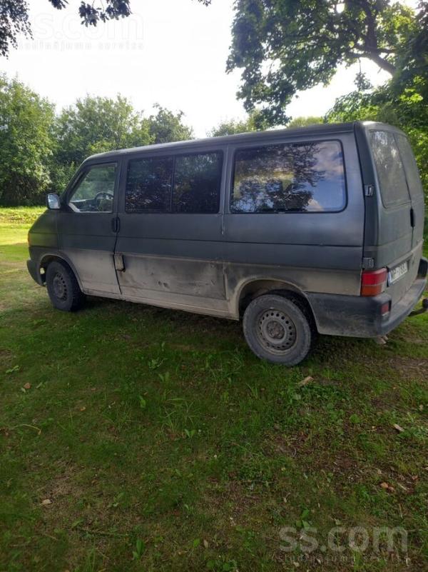 Pelēks Volkswagen T4 1996 Aizkraukle, ar dzinēja tilpumu 2.40 L un nobraukumu 627 tūkst. km par 600 €, foto 3 vietnē AUTOMOTO.COM.LV