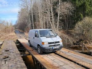 Серый Фольксваген Т4 1999 в Рига, объемом двигателя 1.90 л и пробегом 288 тыс. км за 3500 €, фото 1 на AUTOMOTO.COM.LV