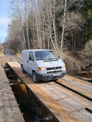 Pelēks Volkswagen T4 1999 Rīga, ar dzinēja tilpumu 1.90 L un nobraukumu 288 tūkst. km par 3500 €, foto 4 vietnē AUTOMOTO.COM.LV