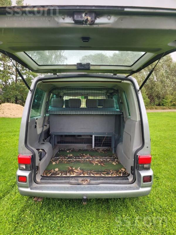 Grey Volkswagen T4 1999 in Dobele, with an engine capacity of 2.50 L and mileage of 441 thousand km for 2200 €, photo 9 on AUTOMOTO.COM.LV