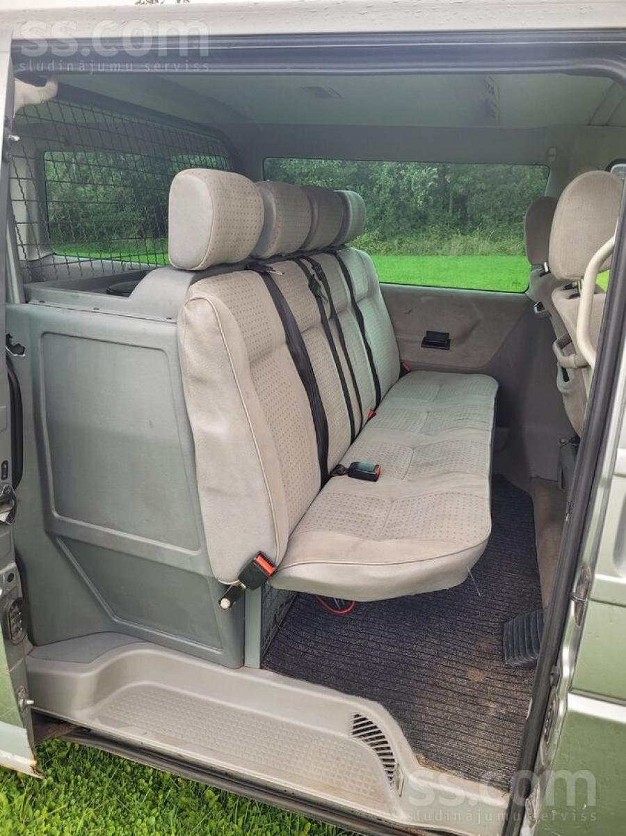 Grey Volkswagen T4 1999 in Dobele, with an engine capacity of 2.50 L and mileage of 441 thousand km for 2200 €, photo 15 on AUTOMOTO.COM.LV