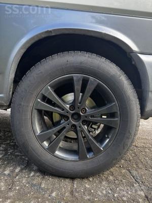 Pelēks Volkswagen T4 2002 Ogre, ar dzinēja tilpumu 2.40 L un nobraukumu 388 tūkst. km par 5000 €, foto 8 vietnē AUTOMOTO.COM.LV