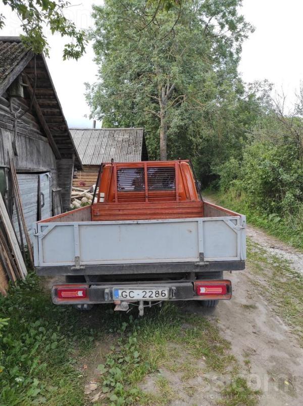 Orange Volkswagen T4 1995 in Rezekne, with an engine capacity of 1.90 L and mileage of 400 thousand km for 1400 €, photo 3 on AUTOMOTO.COM.LV