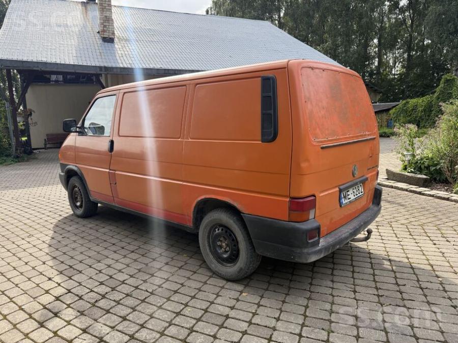 Оранжевый Фольксваген Т4 1997 в Бауска, объемом двигателя 1.90 л и пробегом 425 тыс. км за 2000 €, фото 4 на AUTOMOTO.COM.LV