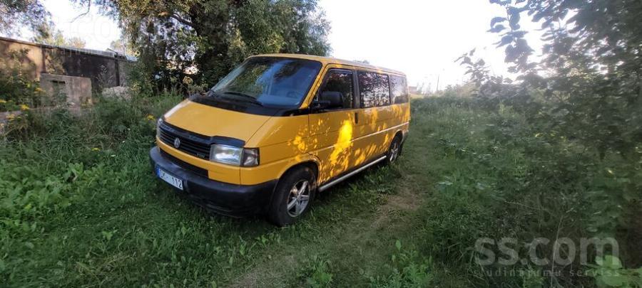 Orange Volkswagen T4 1997 in Riga, with an engine capacity of 2.50 L and mileage of 370 thousand km for 3200 €, photo 1 on AUTOMOTO.COM.LV