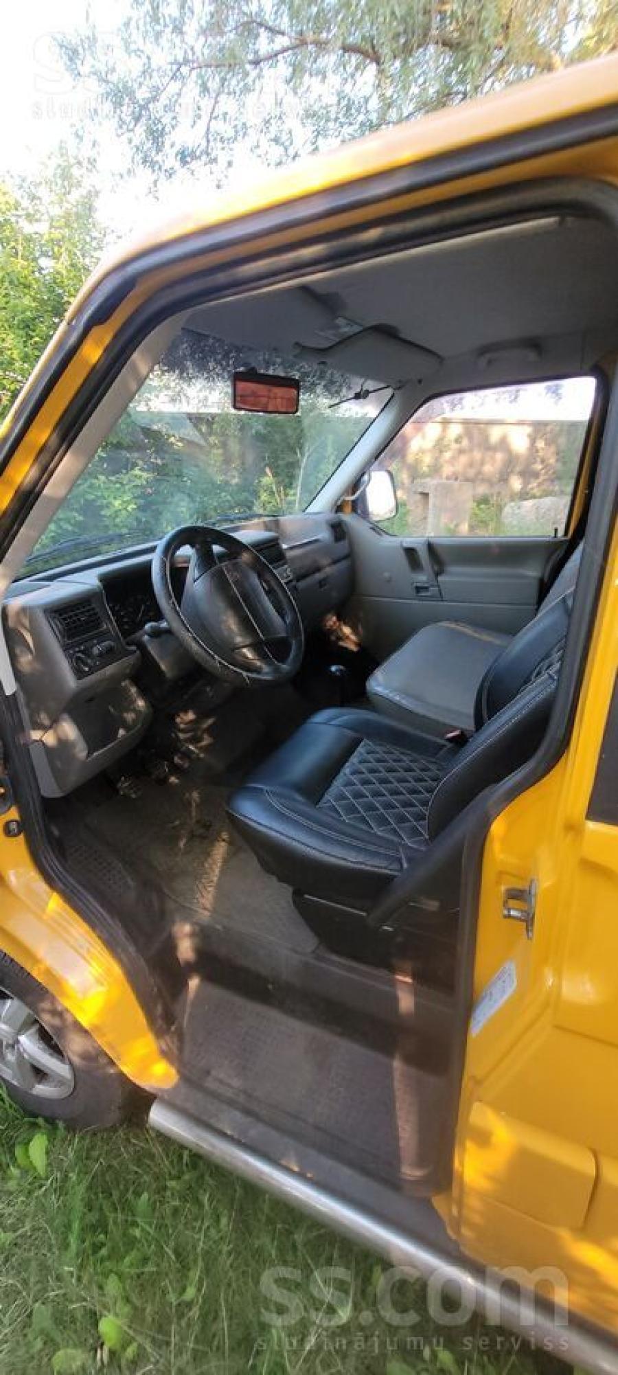Orange Volkswagen T4 1997 in Riga, with an engine capacity of 2.50 L and mileage of 370 thousand km for 3200 €, photo 6 on AUTOMOTO.COM.LV
