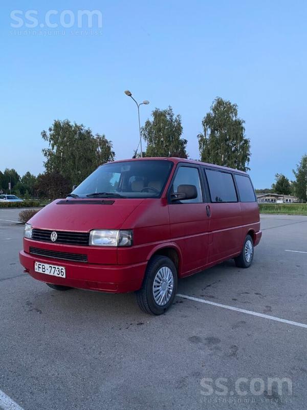 Красный Фольксваген Т4 1995 в Тукумс, объемом двигателя 1.90 л и пробегом 612 тыс. км за 2600 €, фото 1 на AUTOMOTO.COM.LV