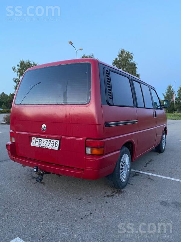 Красный Фольксваген Т4 1995 в Тукумс, объемом двигателя 1.90 л и пробегом 612 тыс. км за 2600 €, фото 4 на AUTOMOTO.COM.LV