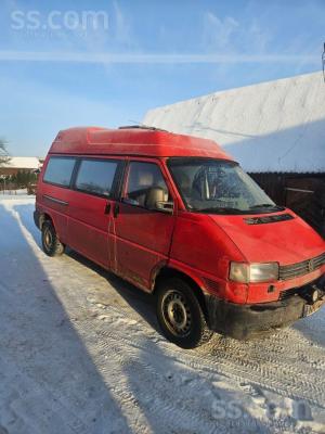Red Volkswagen T4 1996 in Aizkraukle, with an engine capacity of 2.50 L and mileage of 409 thousand km for 2300 €, photo  on AUTOMOTO.COM.LV