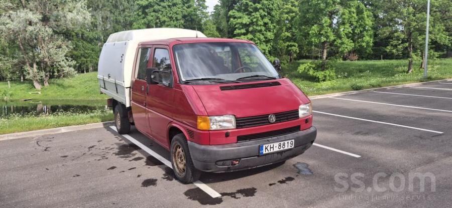 Sarkans Volkswagen T4 1996 Alūksne, ar dzinēja tilpumu 2.50 L un nobraukumu 258 tūkst. km par 1900 €, foto 3 vietnē AUTOMOTO.COM.LV