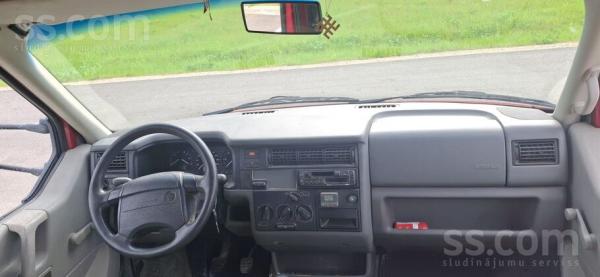 Sarkans Volkswagen T4 1996 Alūksne, ar dzinēja tilpumu 2.50 L un nobraukumu 258 tūkst. km par 1900 €, foto 6 vietnē AUTOMOTO.COM.LV