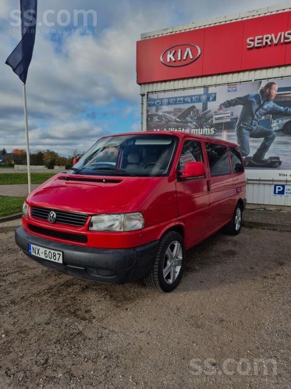 Red Volkswagen T4 1999 in Riga, with an engine capacity of 1.90 L and mileage of 380 thousand km for 2750 €, photo 1 on AUTOMOTO.COM.LV