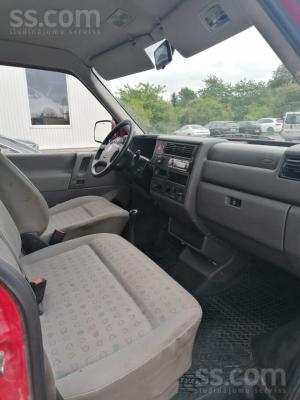 Red Volkswagen T4 1999 in Riga, with an engine capacity of 1.90 L and mileage of 380 thousand km for 2750 €, photo 6 on AUTOMOTO.COM.LV