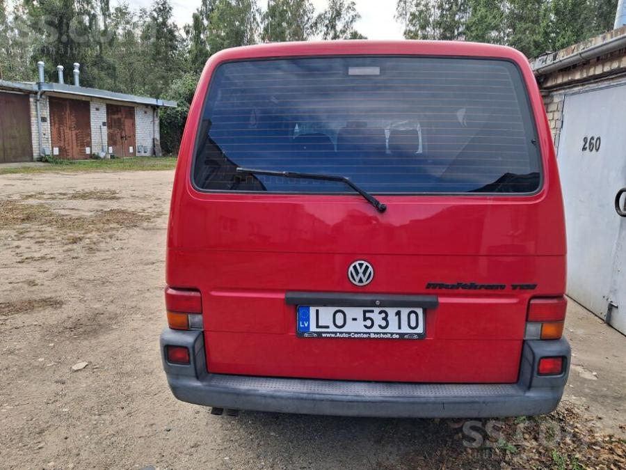 Красный Фольксваген Т4 1999 в Рига, объемом двигателя 2.50 л и пробегом 343 тыс. км за 2500 €, фото 4 на AUTOMOTO.COM.LV