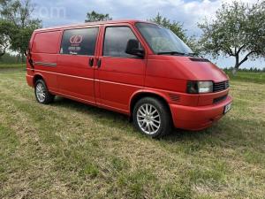 Red Volkswagen T4 2000 in Rezekne, with an engine capacity of 2.50 L and mileage of 346 thousand km for 3500 €, photo 5 on AUTOMOTO.COM.LV