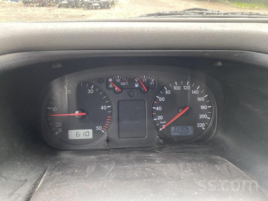 Sarkans Volkswagen T4 2000 Rīga, ar dzinēja tilpumu 2.50 L un nobraukumu 0 tūkst. km par 3500 €, foto 9 vietnē AUTOMOTO.COM.LV