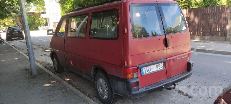 Красный Фольксваген Т4 2000 в Рига, объемом двигателя 1.90 л и пробегом 303 тыс. км за 1090 €, фото 13 на AUTOMOTO.COM.LV