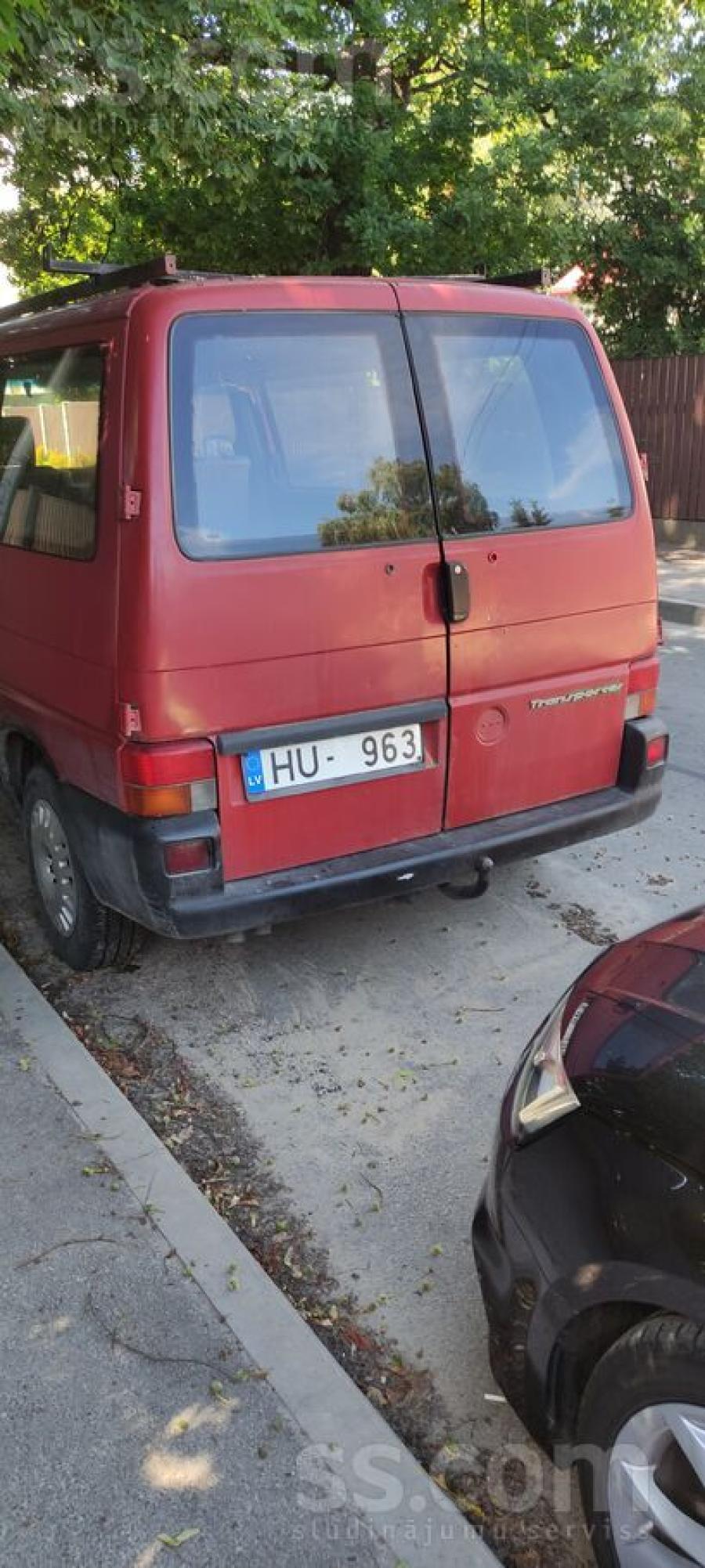 Красный Фольксваген Т4 2000 в Рига, объемом двигателя 1.90 л и пробегом 303 тыс. км за 1090 €, фото 14 на AUTOMOTO.COM.LV