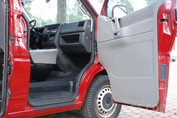 Sarkans Volkswagen T4 2001 Rīga, ar dzinēja tilpumu 2.50 L un nobraukumu 319 tūkst. km par 4800 €, foto 9 vietnē AUTOMOTO.COM.LV