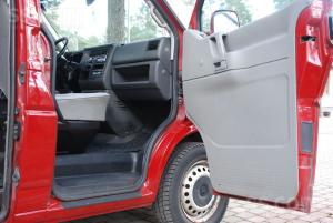 Sarkans Volkswagen T4 2001 Rīga, ar dzinēja tilpumu 2.50 L un nobraukumu 319 tūkst. km par 4800 €, foto 10 vietnē AUTOMOTO.COM.LV