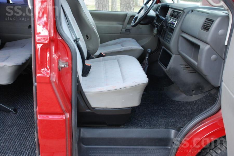 Sarkans Volkswagen T4 2001 Rīga, ar dzinēja tilpumu 2.50 L un nobraukumu 319 tūkst. km par 4800 €, foto 11 vietnē AUTOMOTO.COM.LV