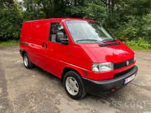 Sarkans Volkswagen T4 2001 Tukums, ar dzinēja tilpumu 1.90 L un nobraukumu 381 tūkst. km par 4490 €, foto 1 vietnē AUTOMOTO.COM.LV