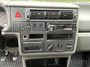 Красный Фольксваген Т4 2001 в Тукумс, объемом двигателя 1.90 л и пробегом 381 тыс. км за 4490 €, фото 12 на AUTOMOTO.COM.LV