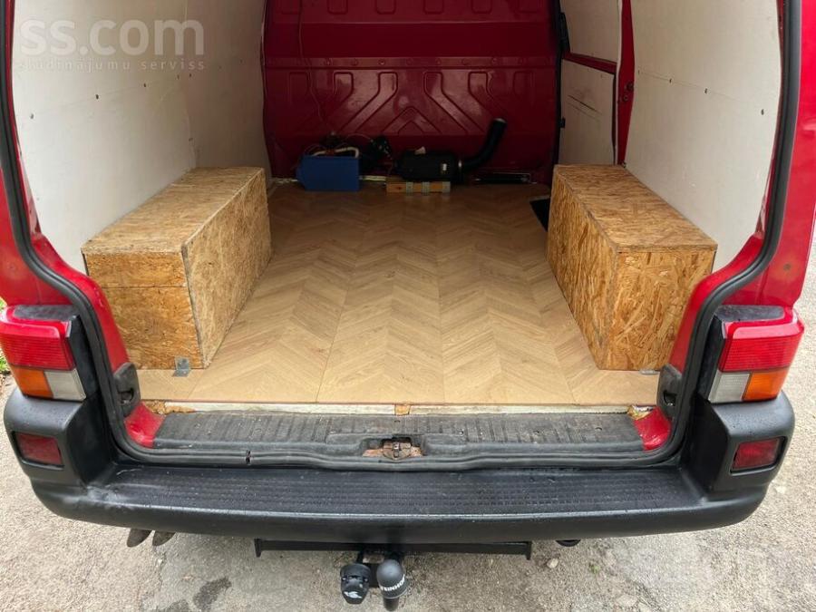 Красный Фольксваген Т4 2001 в Тукумс, объемом двигателя 1.90 л и пробегом 381 тыс. км за 4490 €, фото 14 на AUTOMOTO.COM.LV