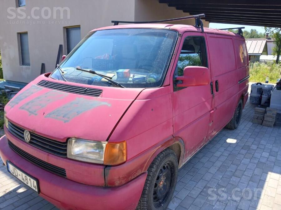 Sarkans Volkswagen T4 2002 Jelgava, ar dzinēja tilpumu 2.50 L un nobraukumu 342 tūkst. km par 625 €, foto 2 vietnē AUTOMOTO.COM.LV