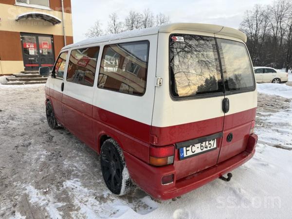 Red Volkswagen T4 1994 in Kuldiga, with an engine capacity of 1.90 L and mileage of 375 thousand km for 2550 €, photo 3 on AUTOMOTO.COM.LV