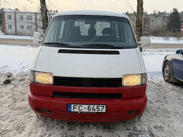 Red Volkswagen T4 1994 in Kuldiga, with an engine capacity of 1.90 L and mileage of 375 thousand km for 2550 €, photo 8 on AUTOMOTO.COM.LV