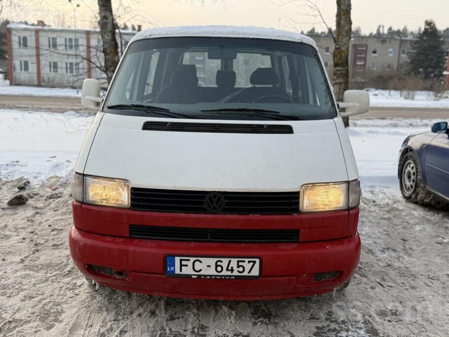 Red Volkswagen T4 1994 in Kuldiga, with an engine capacity of 1.90 L and mileage of 375 thousand km for 2550 €, photo 8 on AUTOMOTO.COM.LV