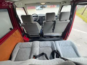 Sarkans Volkswagen T4 1996 Talsi, ar dzinēja tilpumu 1.90 L un nobraukumu 308 tūkst. km par 2200 €, foto 13 vietnē AUTOMOTO.COM.LV