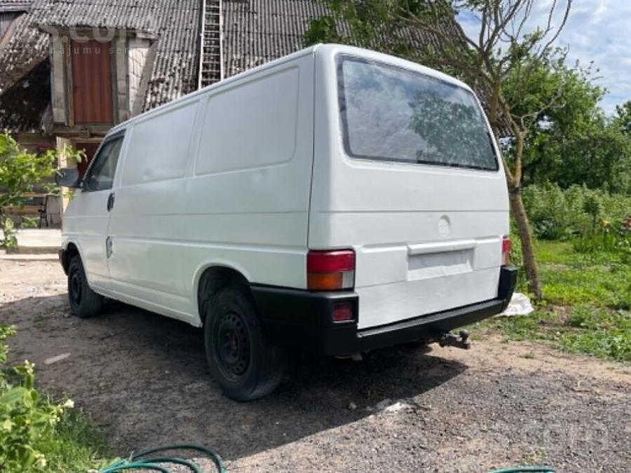 White Volkswagen T4 1994 in Bauska, with an engine capacity of 1.90 L and mileage of 397 thousand km for 1800 €, photo 4 on AUTOMOTO.COM.LV