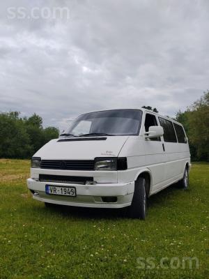 Balts Volkswagen T4 1995 Rēzekne, ar dzinēja tilpumu 2.50 L un nobraukumu 380 tūkst. km par 1200 €, foto 4 vietnē AUTOMOTO.COM.LV