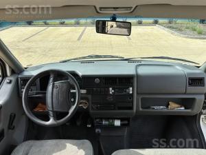 Balts Volkswagen T4 1995 Rīga, ar dzinēja tilpumu 1.90 L un nobraukumu 296 tūkst. km par 2500 €, foto 10 vietnē AUTOMOTO.COM.LV